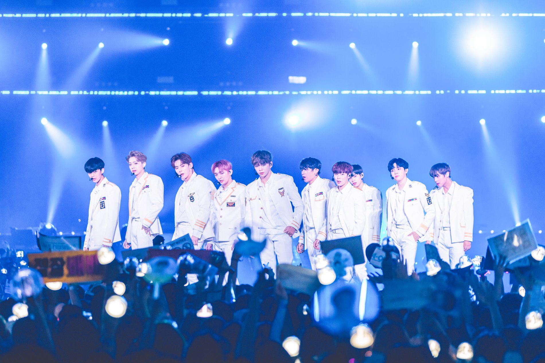 WANNA ONE WORLD TOUR [ONE : THE WORLD] IN SINGAPORE - Applewood